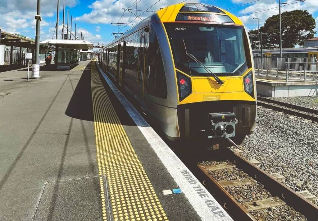 About Us | Auckland One Rail